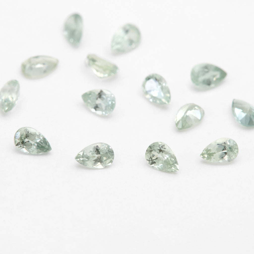 3x2 to 4x2.5mm Light Green Montana Sapphire Pears – Columbia Gem House
